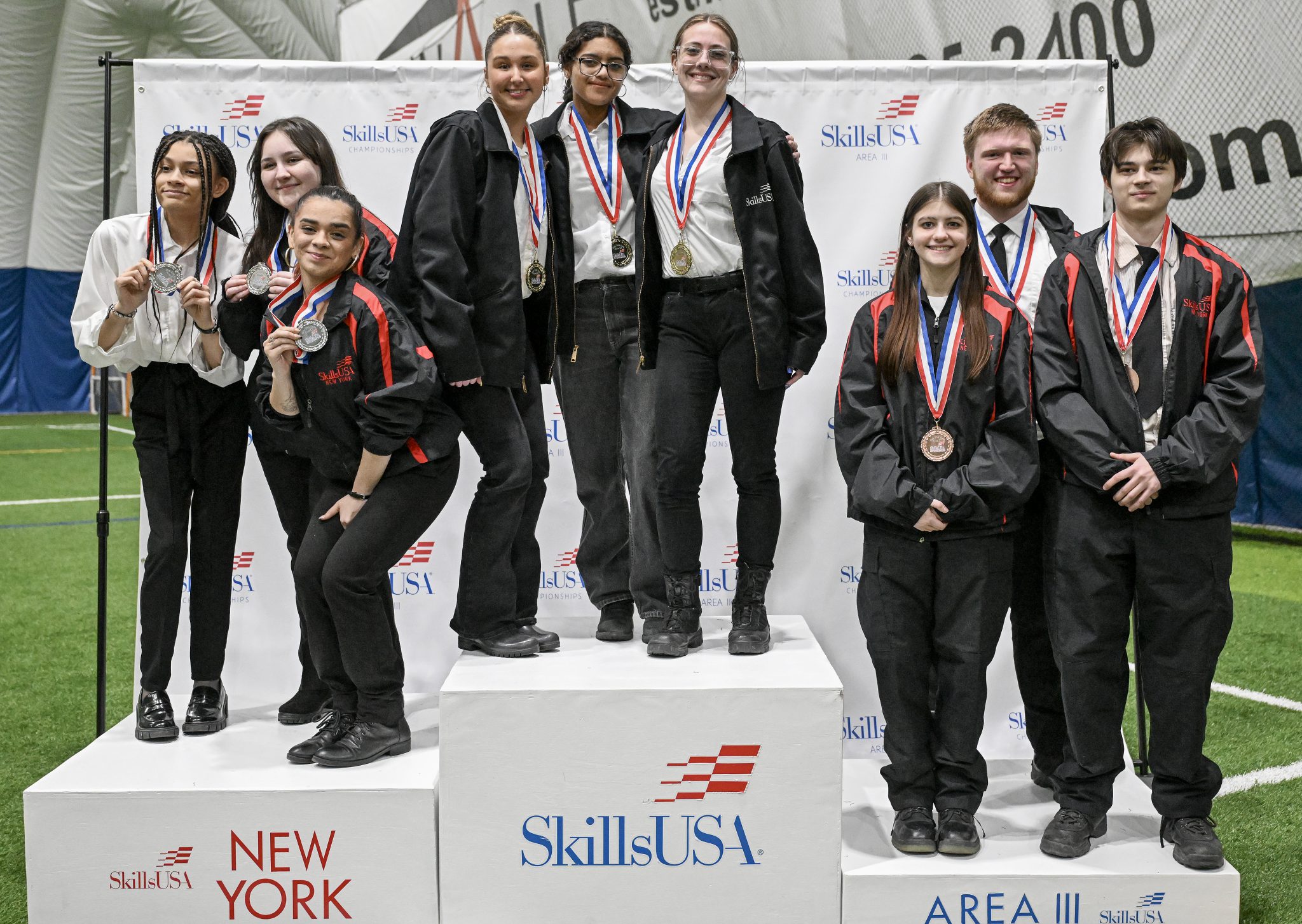 Dezirae Austin and the CSI team celebrate their SkillsUSA Regional win ...